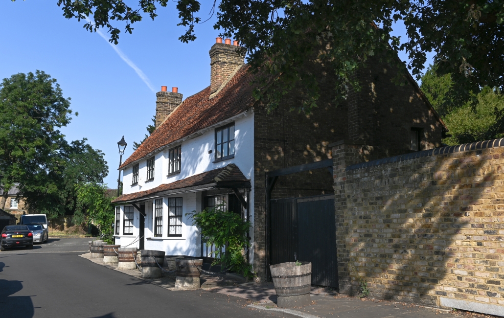 Harmondsworth Moor and the Great Barn - Colne Valley Regional Park